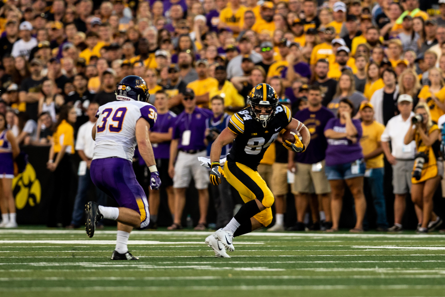 The Daily Iowan | Hawkeye Nick Easley shares special relationship with ...