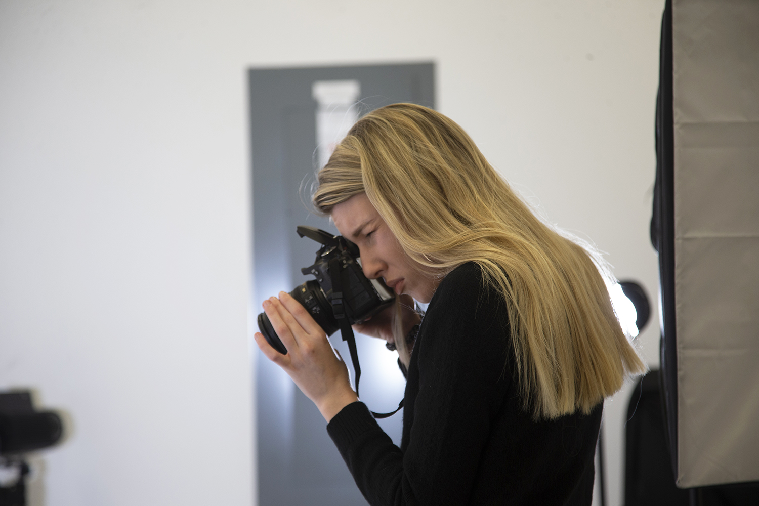 Student Spotlight: UI art student captures unconventional themes ...
