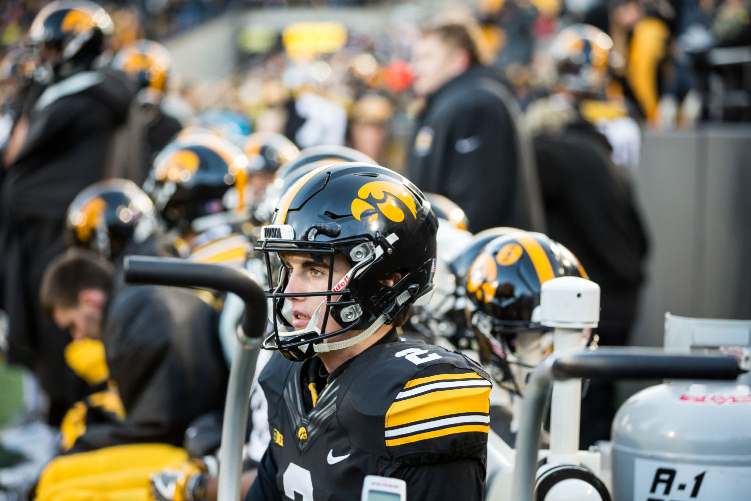 Punting battle coming to an end for Iowa football ahead of first game ...