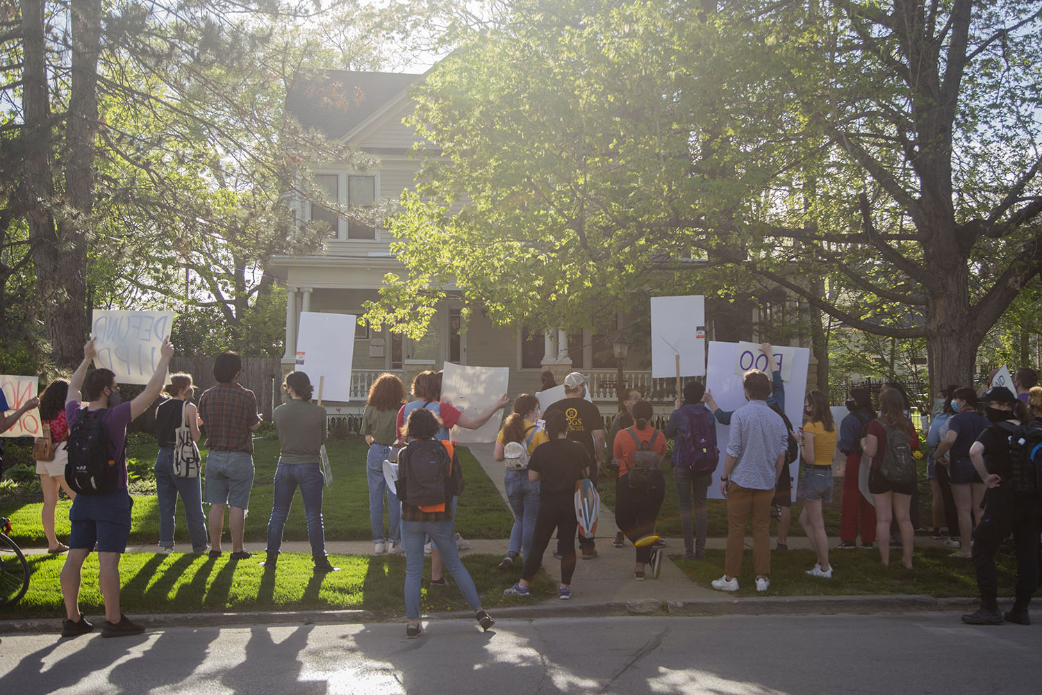 ‘Bye Bye Bruce’ event brings demands to Board of Regents’ door - The ...
