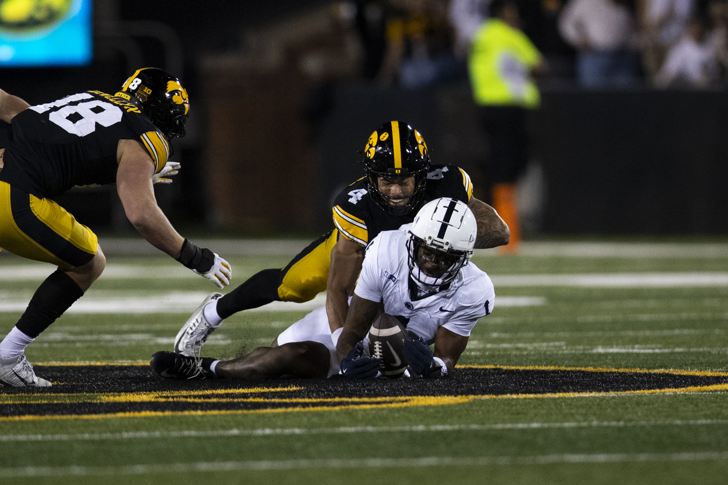 Iowa football's Koen Entringer enters transfer portal - The Daily Iowan